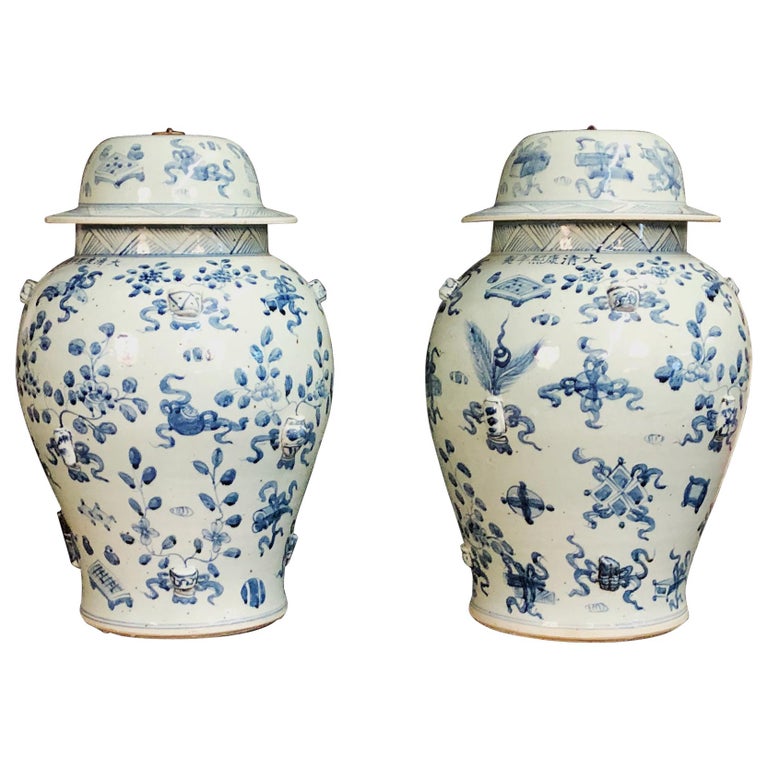 Large Pair of Chinese Export Temple Jars For Sale at 1stDibs