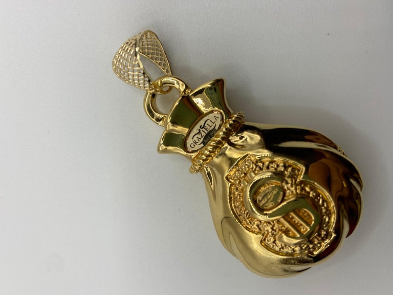 Large Pendant in 18Kt Yellow Gold "Sack of Dollars" For Sale at 1stDibs