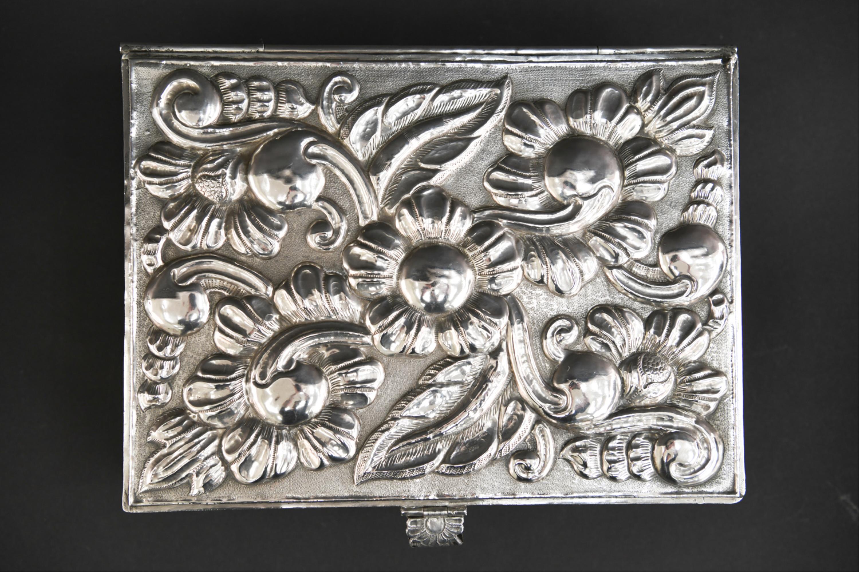 Large Peruvian Repousse 900 Silver Box at 1stDibs | silver repousse box ...
