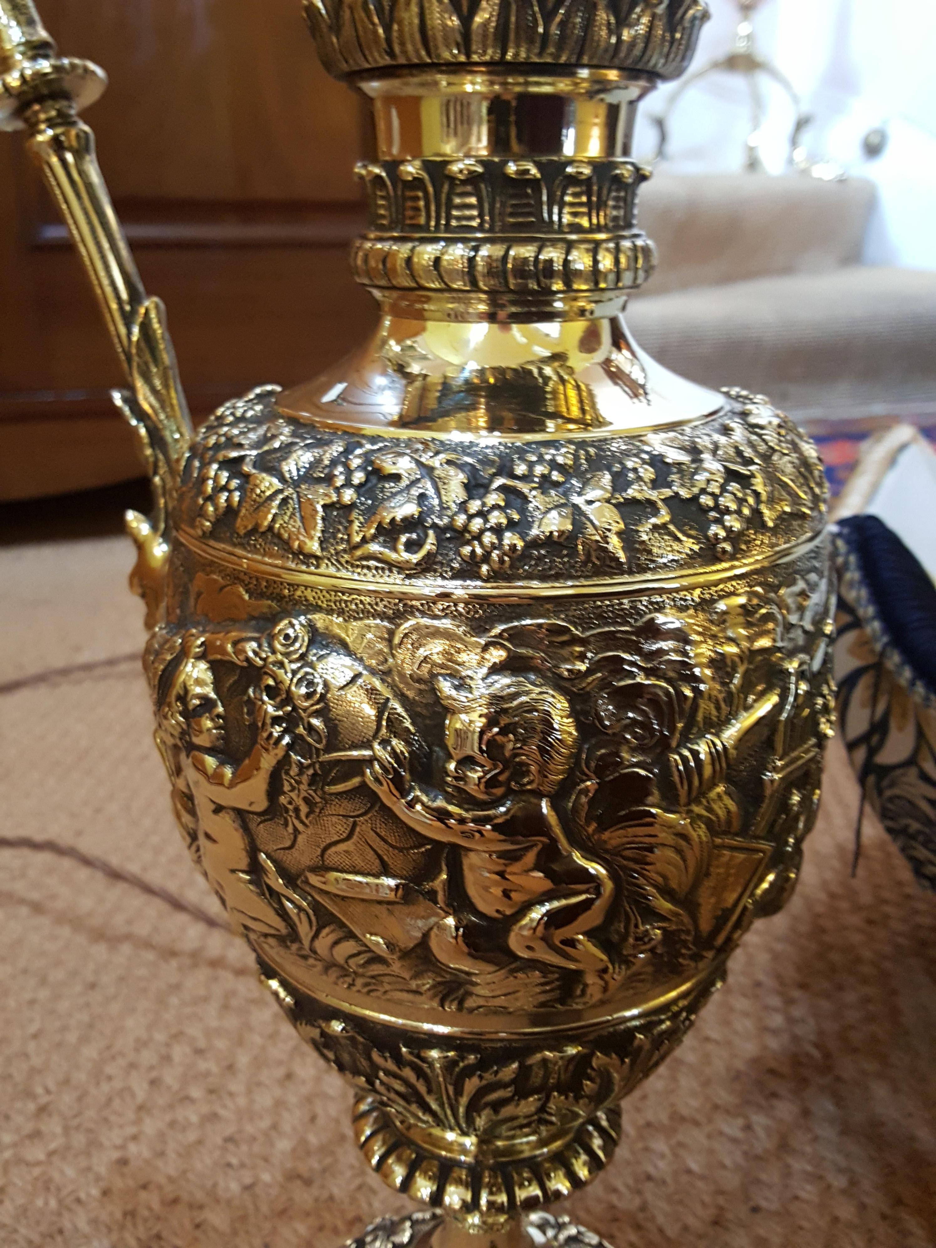 Large Polished Brass Ewer Lamp For Sale at 1stDibs