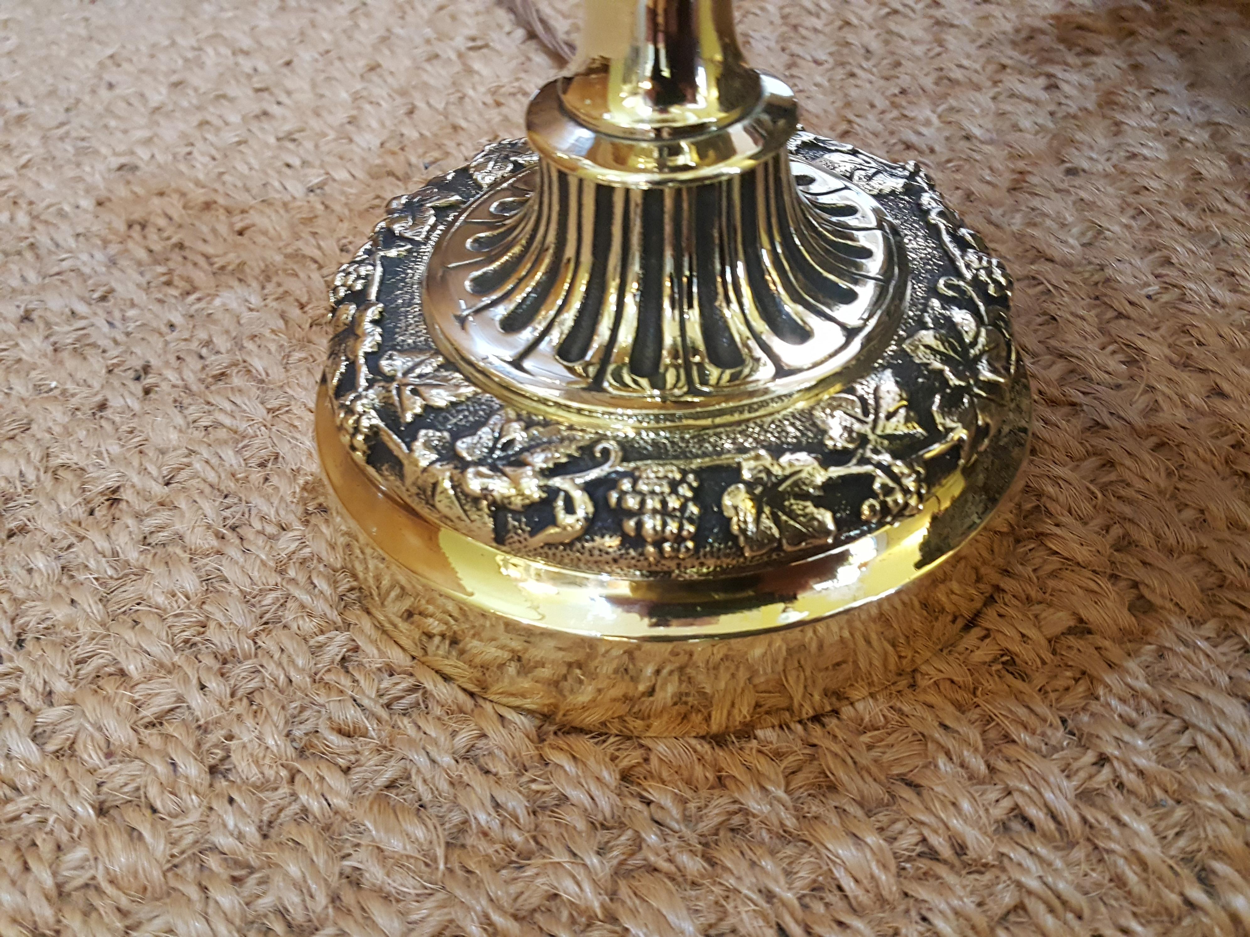 Large Polished Brass Ewer Lamp For Sale at 1stDibs