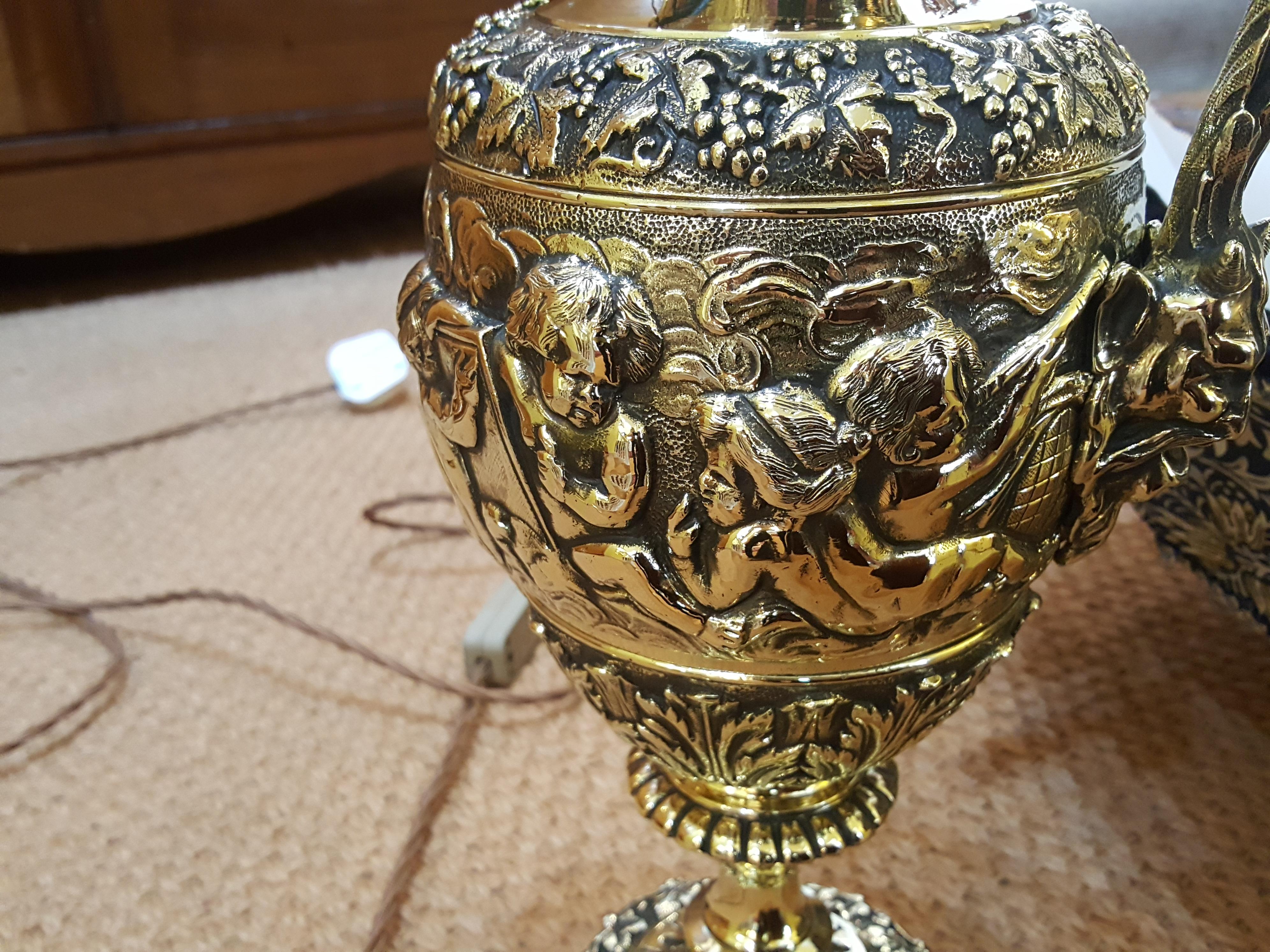 Large Polished Brass Ewer Lamp For Sale at 1stDibs