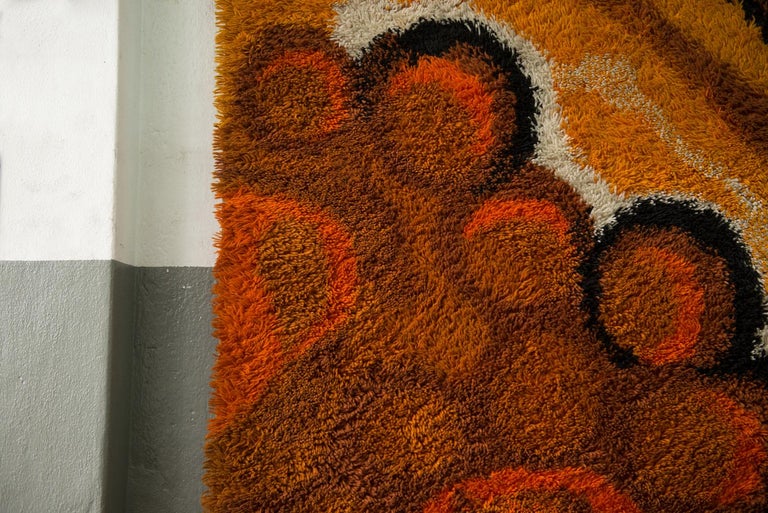 Large Pop Art Nordpfeil Shag Carpet, 1960s at 1stDibs
