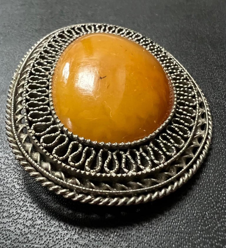 Large Rare Vintage Early 1900s Amber Brooch from Latvia For Sale at 1stDibs