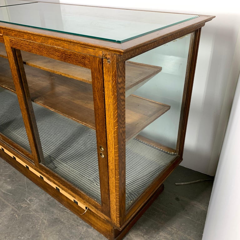 Large Rectangular Display Case Cabinet by G.R. Fixtures for Barlow Mfg ...