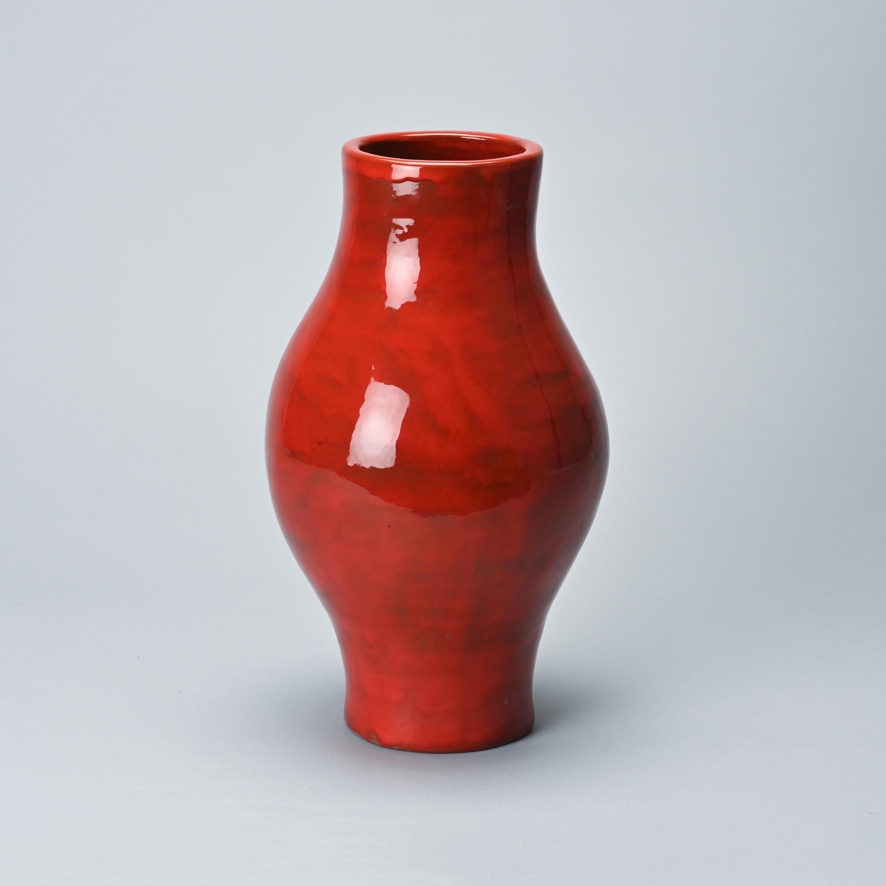 Large Red Vase by Robert and Jean Cloutier, circa 1965 For Sale at 1stDibs