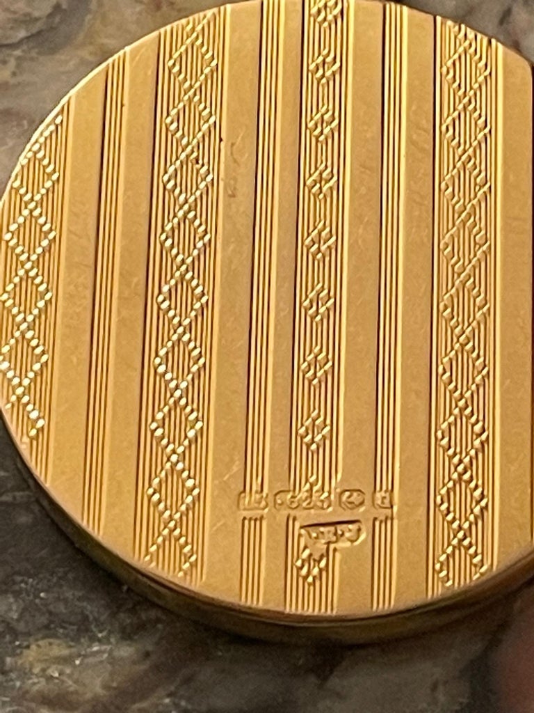 Large Round 15k Yellow Gold Engine Turned Medallion Disc Locket For ...