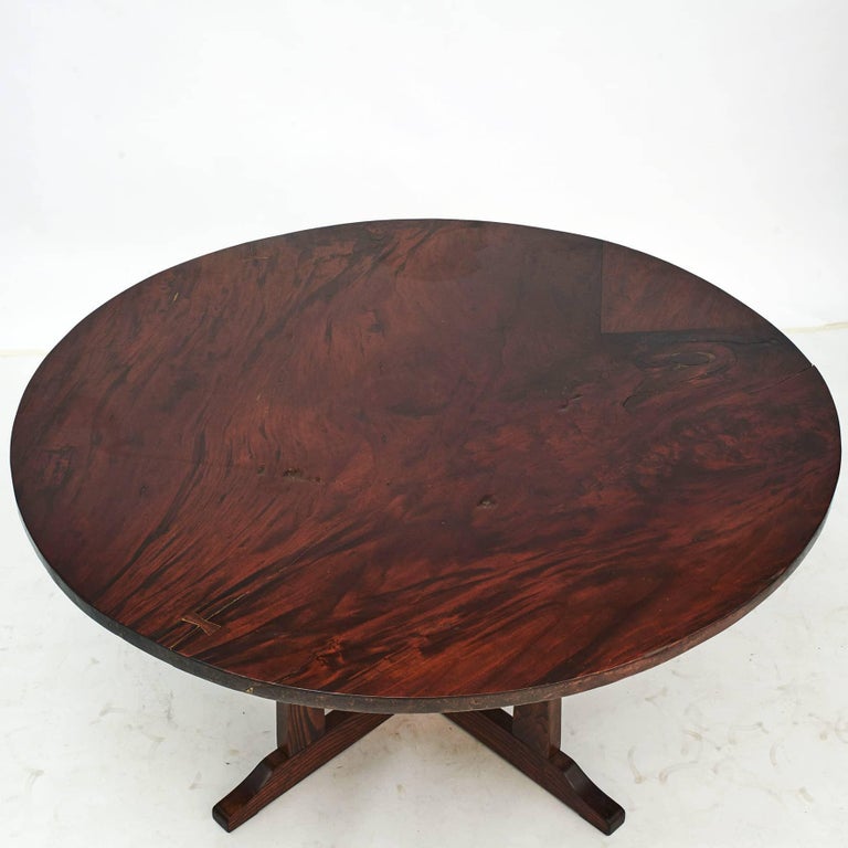 Large Round Art Deco Dinning Table For Sale at 1stDibs