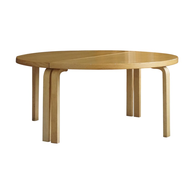 Large Round Dining Table in Birch by Alvar Aalto for Artek, 1980 at ...
