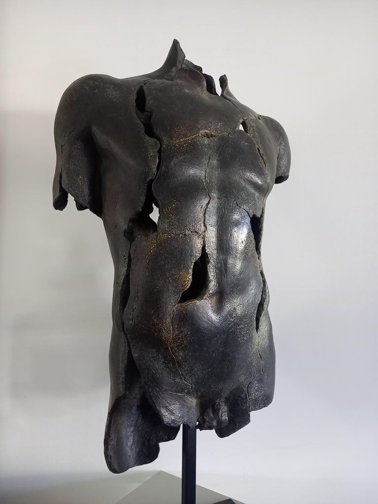 Large Sculpture Bust Classic Bronze For Sale at 1stDibs