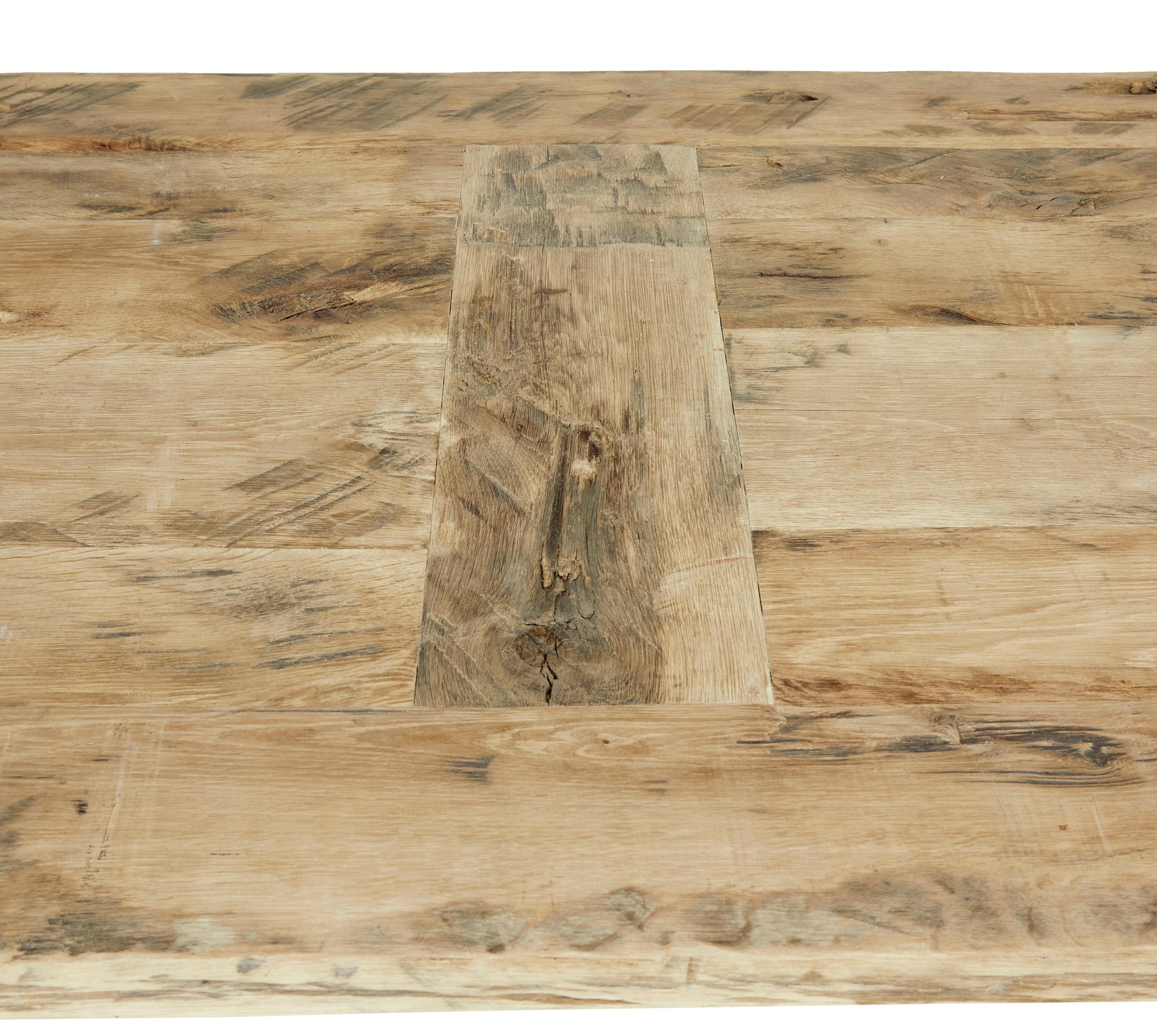 Large solid oak x frame dining table For Sale at 1stDibs