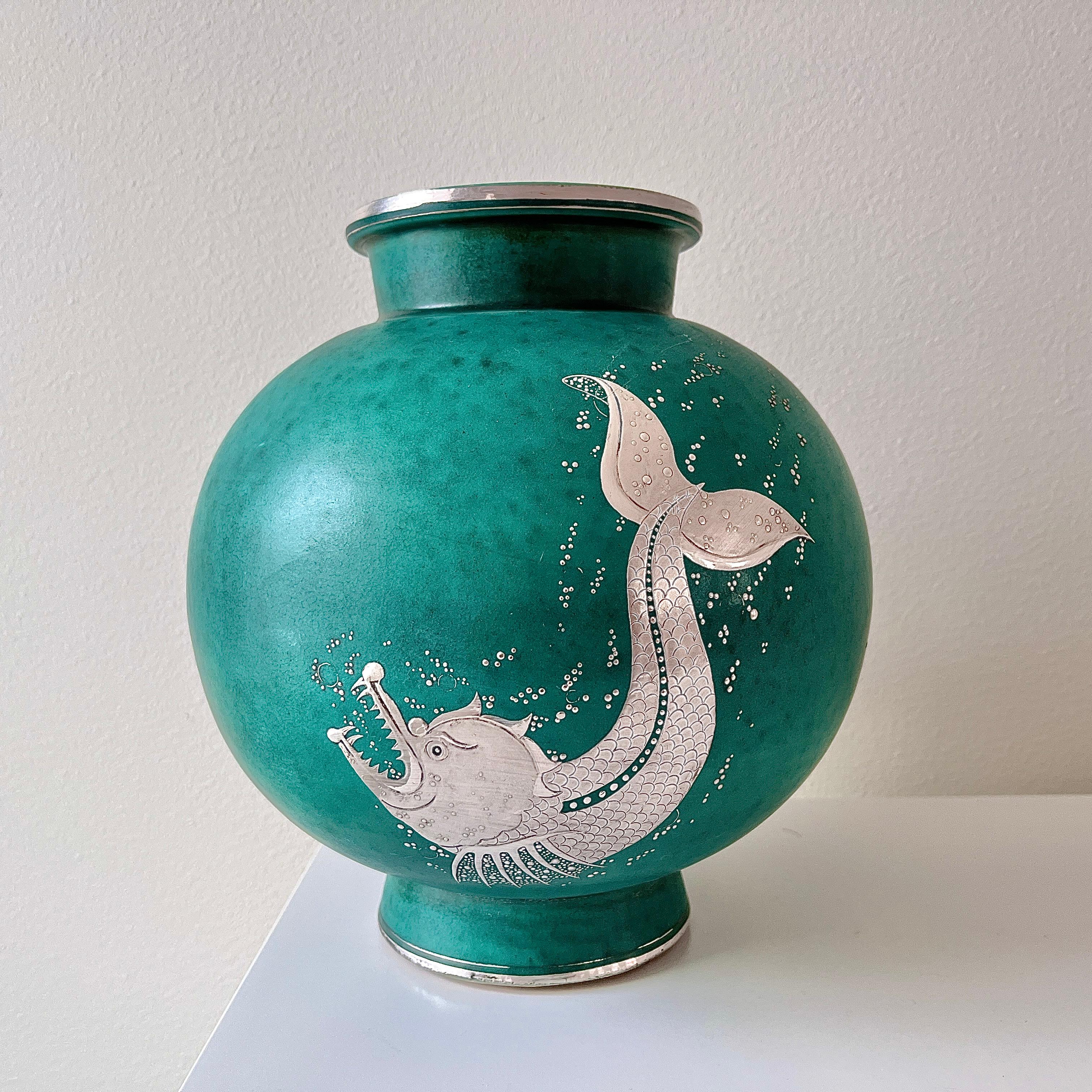 Large spherical stoneware vase fish motif "Argenta"-series ...