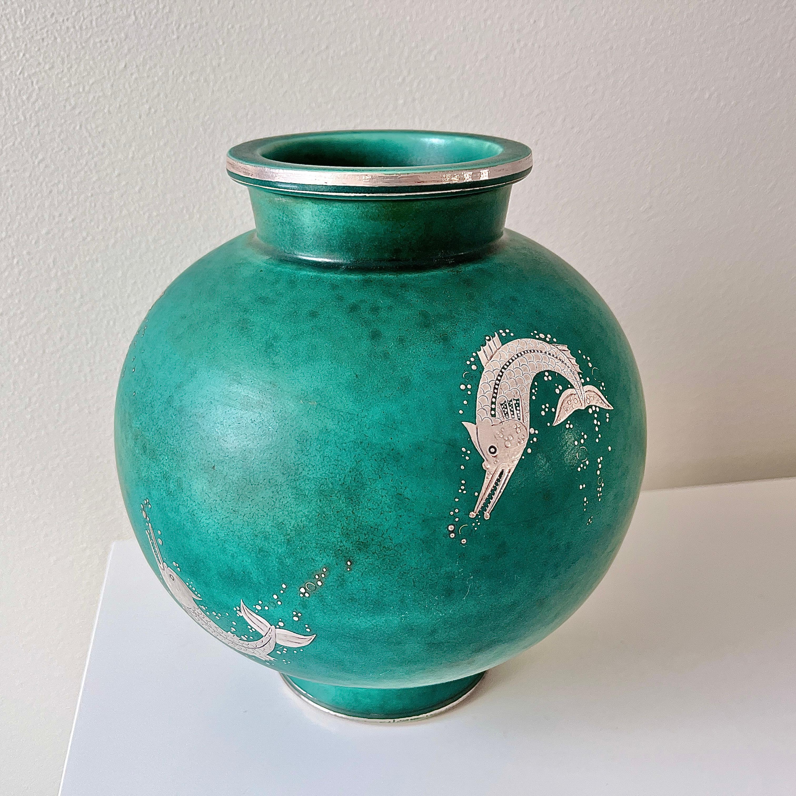 Large spherical stoneware vase fish motif "Argenta"-series ...