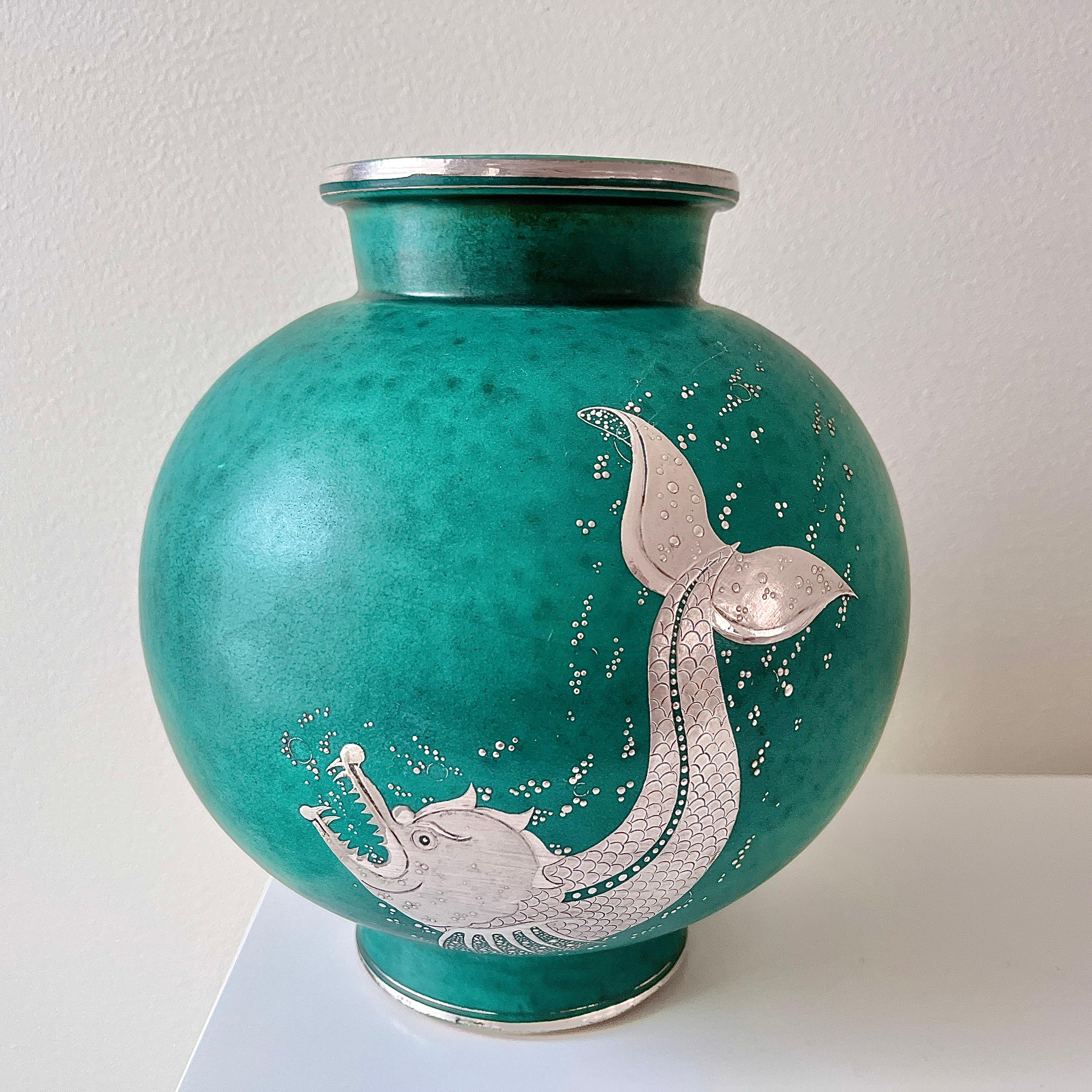 Large spherical stoneware vase fish motif "Argenta"-series ...