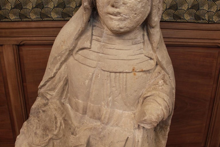 Large Statue of Saint Anne in Limestone XVth For Sale at 1stDibs