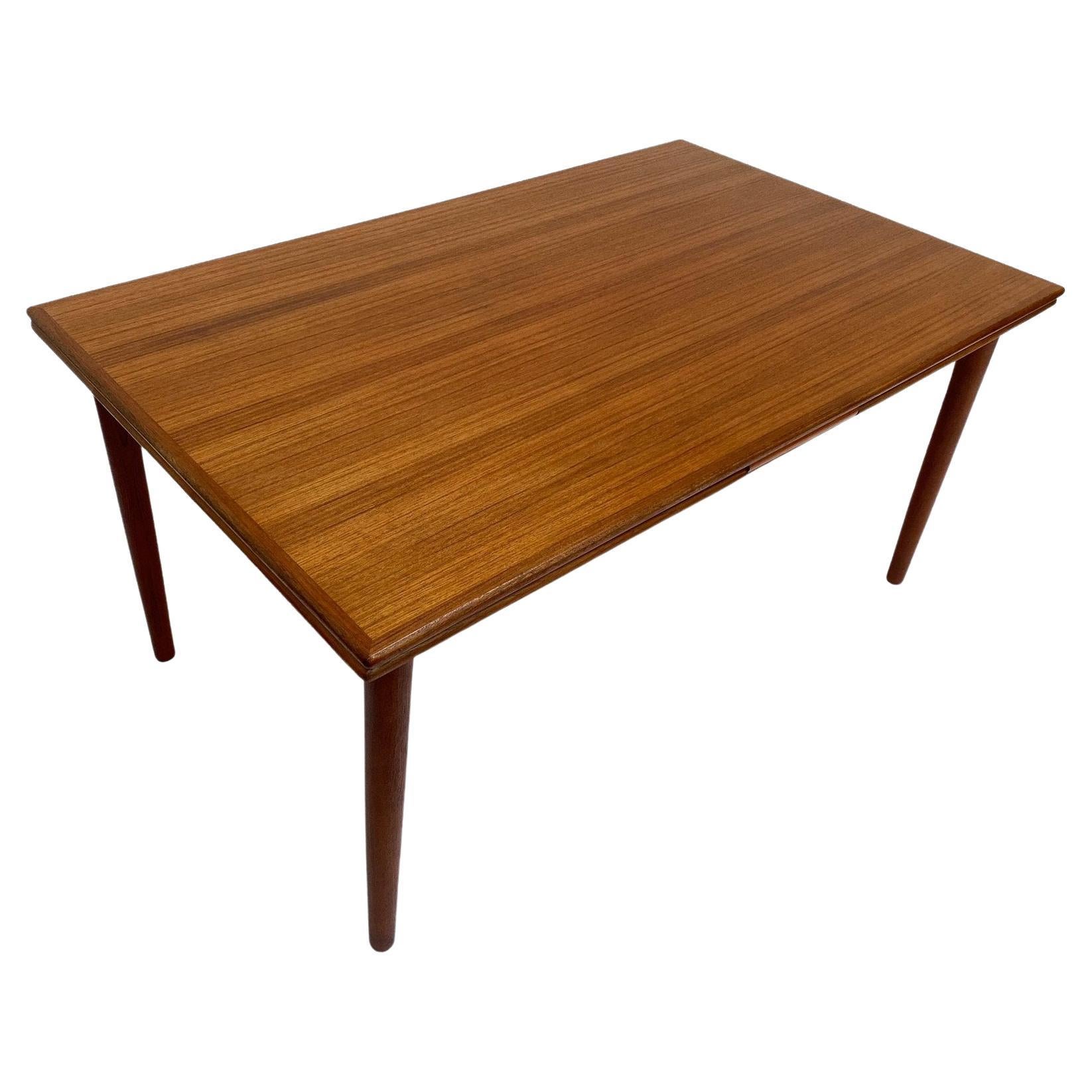 Large oval Mid-Century Modern Extendable Teak Dining Table, 1960s at ...