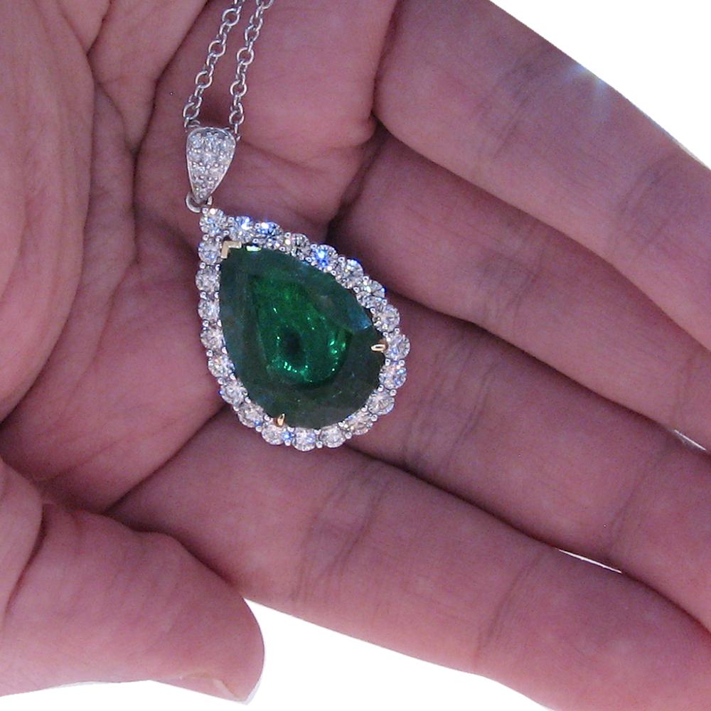 Large Tear Drop Emerald Pendant, GIA Certified For Sale at 1stDibs