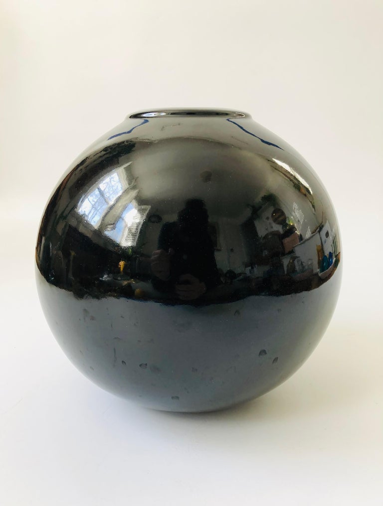 Large Vintage 80s Modern Black Sphere Vase For Sale at 1stDibs