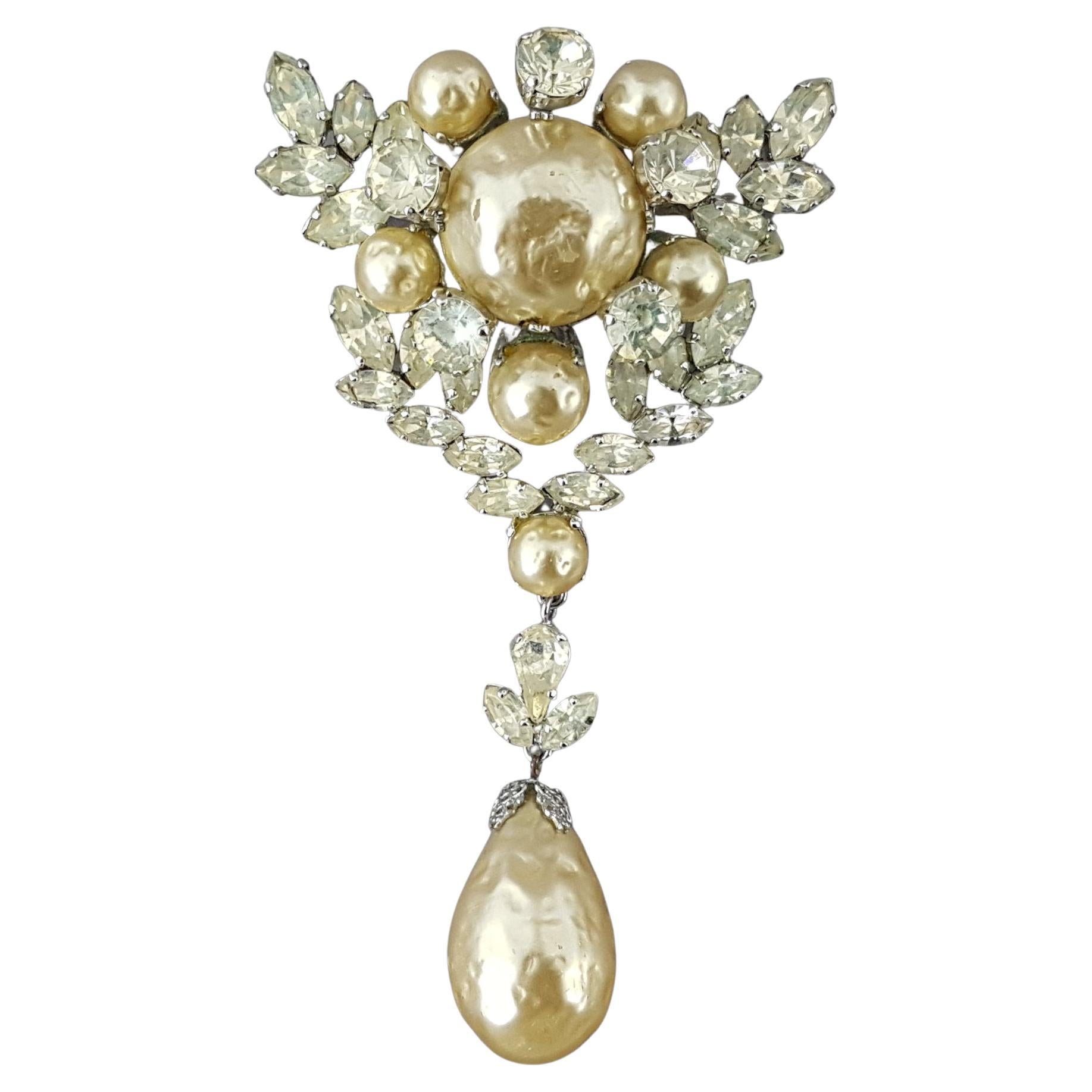 Large Vintage Christian Dior Brooch, 1961 For Sale at 1stDibs