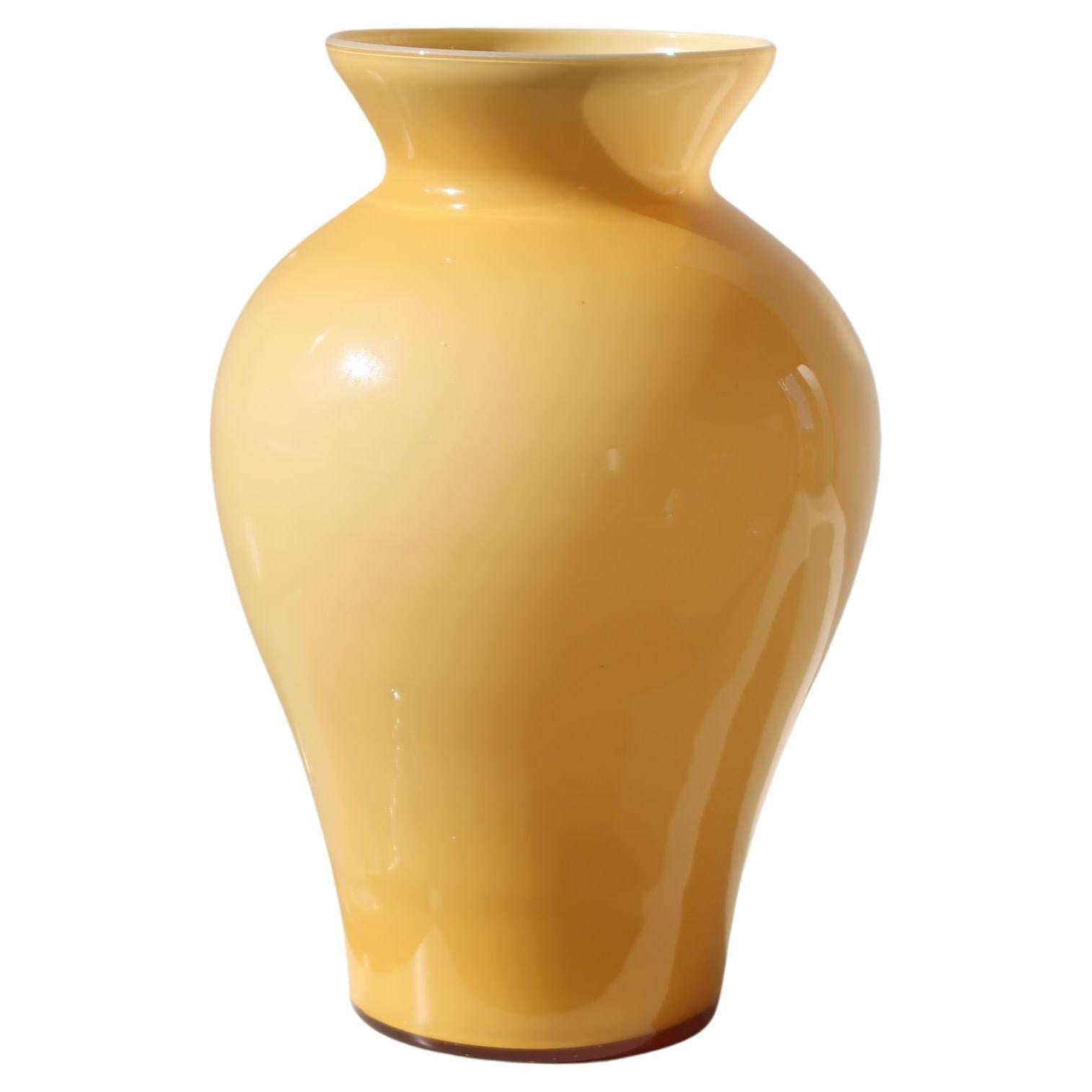 Murano, Italy, large mouth-blown spaghetti vase in burgundy art glass ...