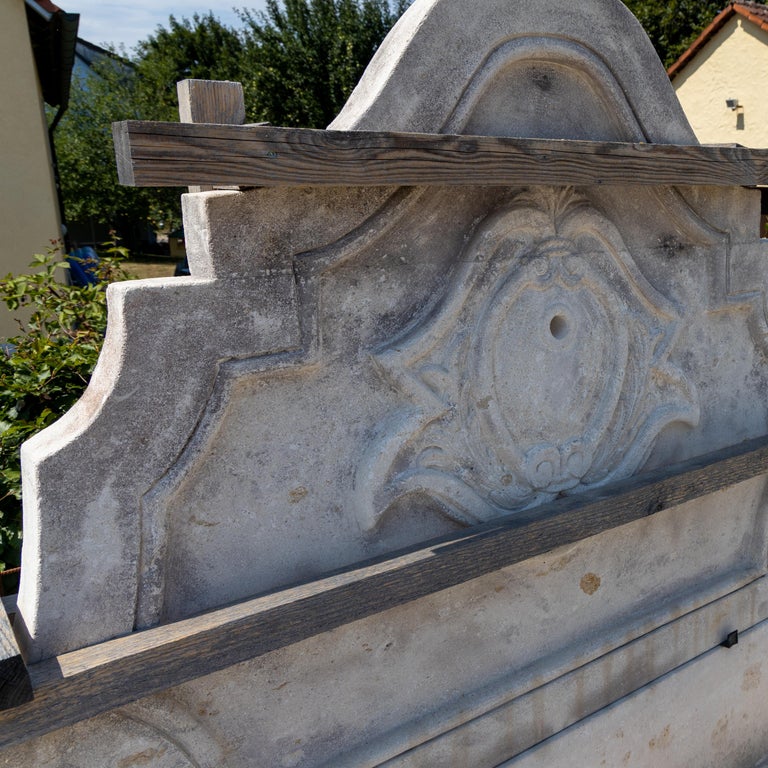 Large Wall Fountain with Cartouche Decor, 21st Century For Sale at 1stDibs