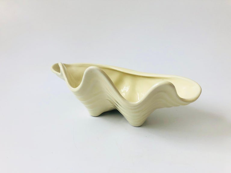 Large White Ceramic Clam Shell Bowl by Hall China For Sale at 1stDibs