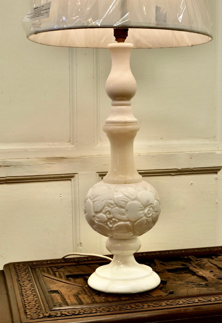 Large White Marble Bulbous Carved Table Lamp For Sale at 1stDibs