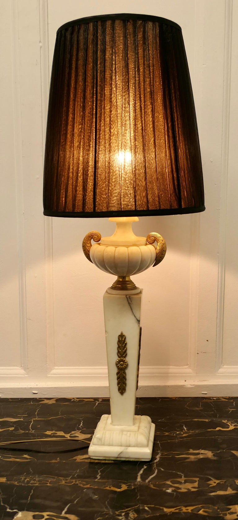 Large White Marble Classical Greek Style Table Lamp For Sale at 1stDibs