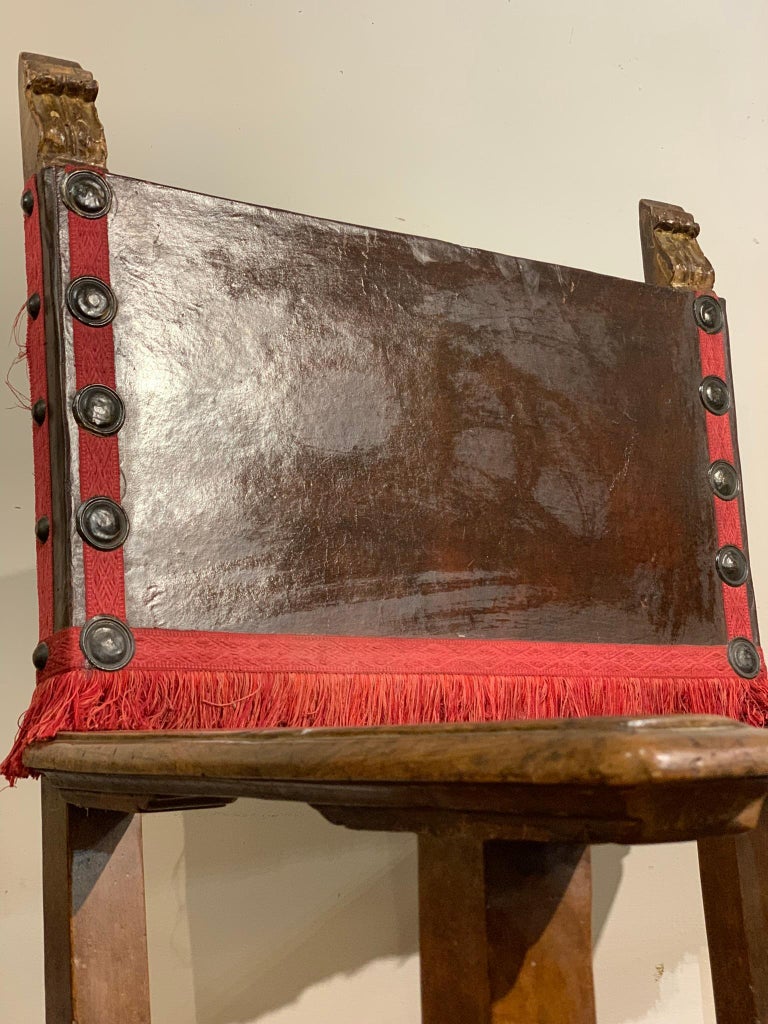 Late 16th Century, Couple Af Walnut Thrones For Sale at 1stDibs