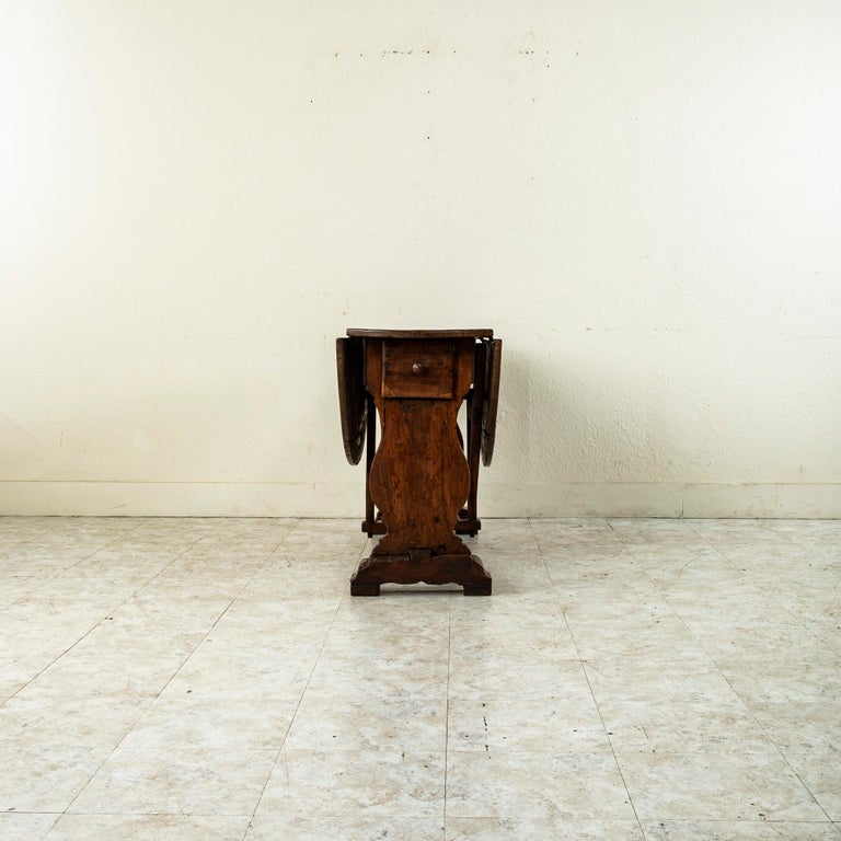 Late 17th Century French Hand Carved Oak Oval Gateleg Table or Drop ...