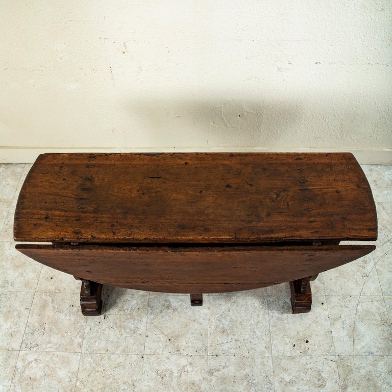 Late 17th Century French Hand Carved Oak Oval Gateleg Table or Drop ...