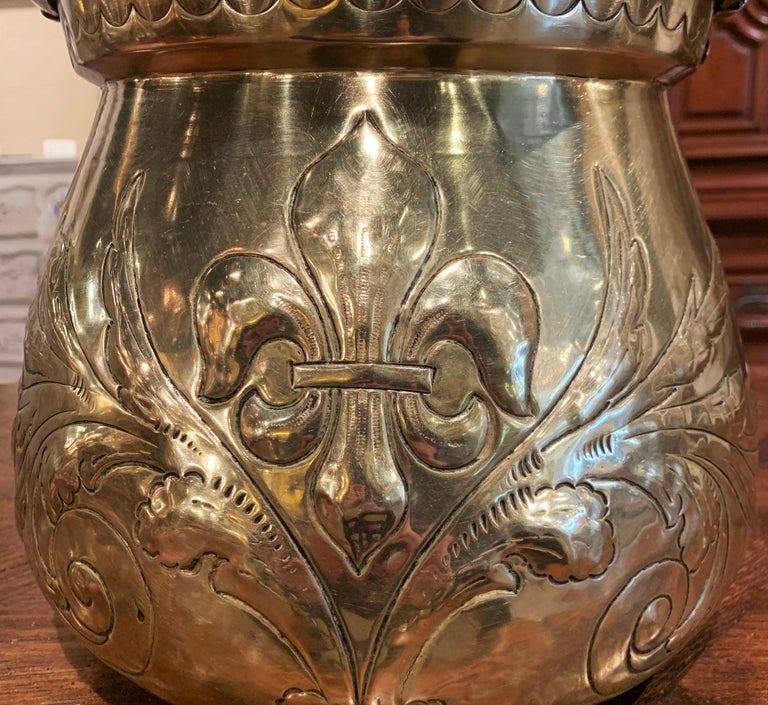Late 17th Century French Louis XIV Brass Cauldron with Fleur de Lys and ...