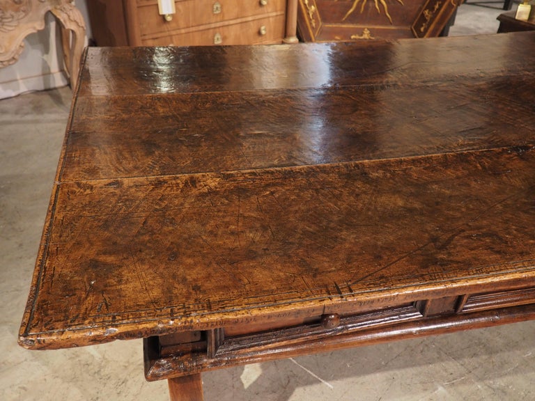 Late 17th Century Italian Walnut Wood Library Table For Sale at 1stDibs