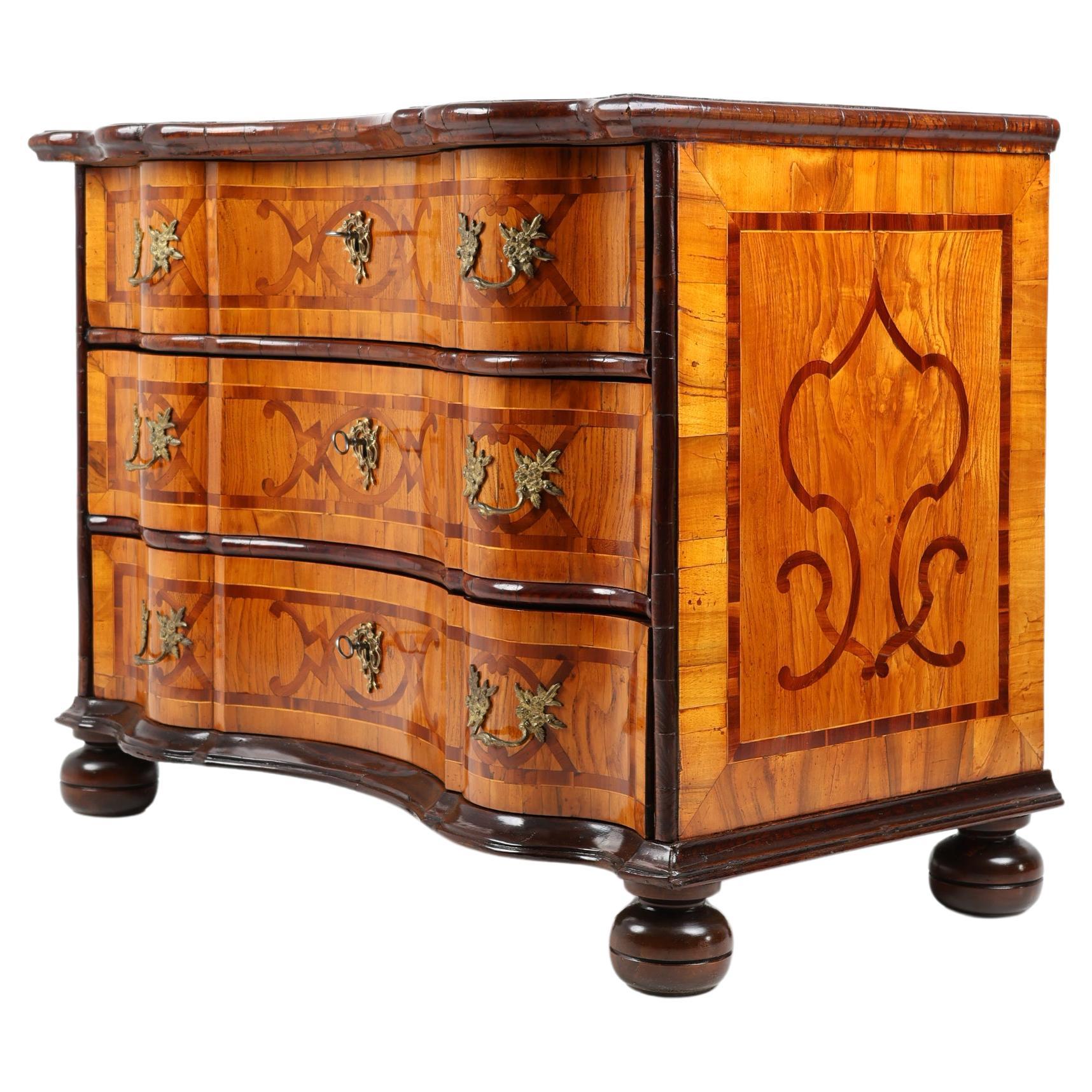 Late 18th Century Baroque Chest of Drawers with spectacular inlaid For ...
