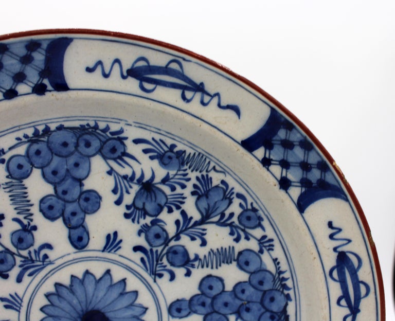 Late 18th Century Blue and White Delft Charger For Sale at 1stDibs