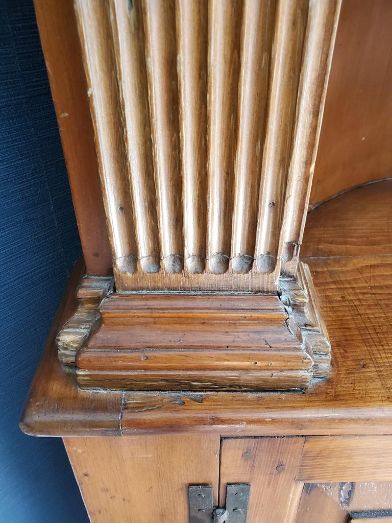 Late 18th Century English Pine Corner Cupboard with Shell Top and ...