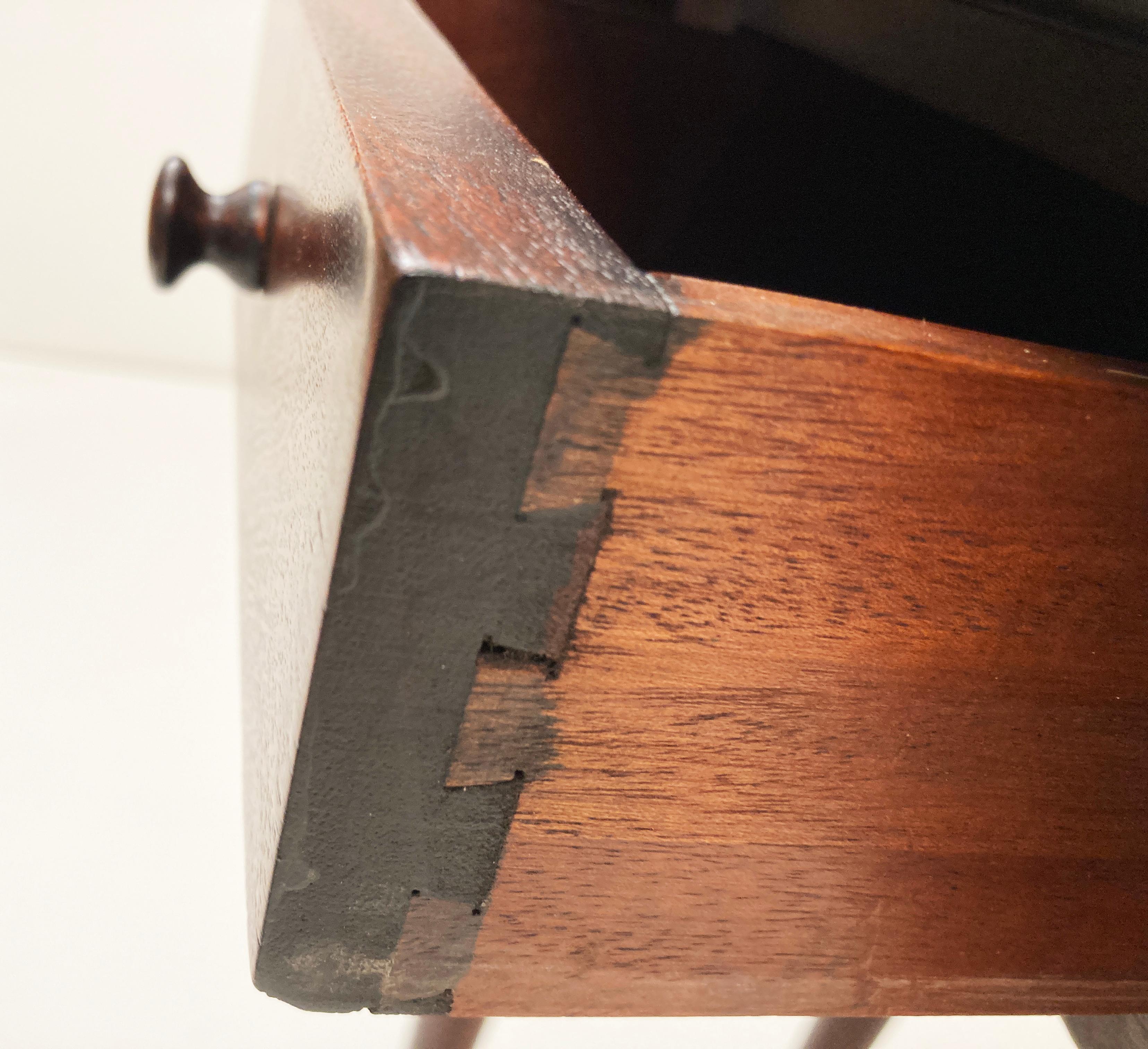 Late 18th Century English William and Mary Drop Leaf Gate-Leg Walnut ...