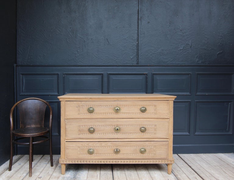 Late 18th Century German Louis XVI Chest of Drawers in Oak For Sale at ...