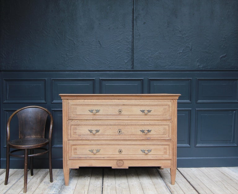 Late 18th Century Louis XVI Chest of Drawers For Sale at 1stDibs