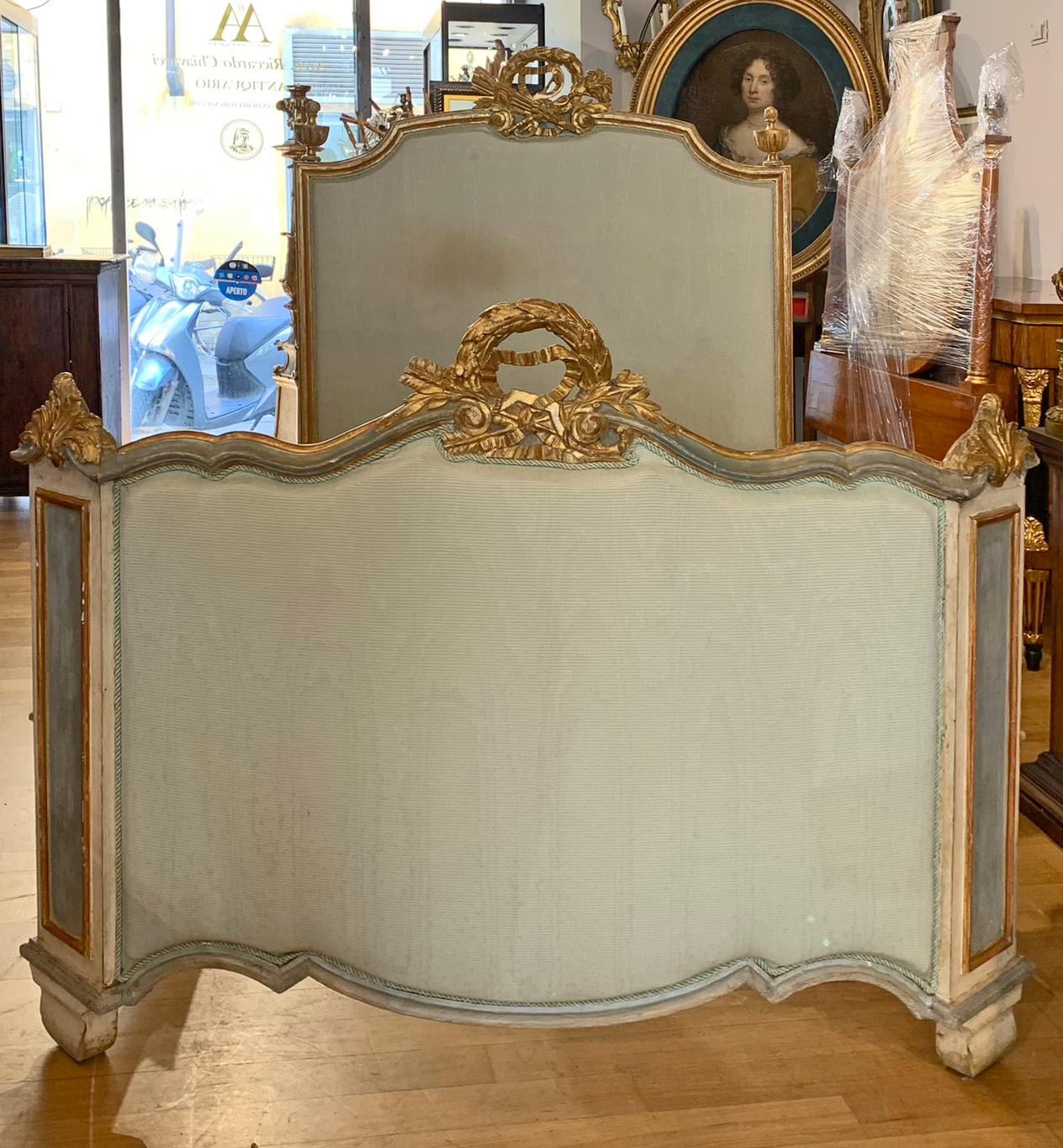 Late 18th Century Neoclassic Bed For Sale at 1stDibs