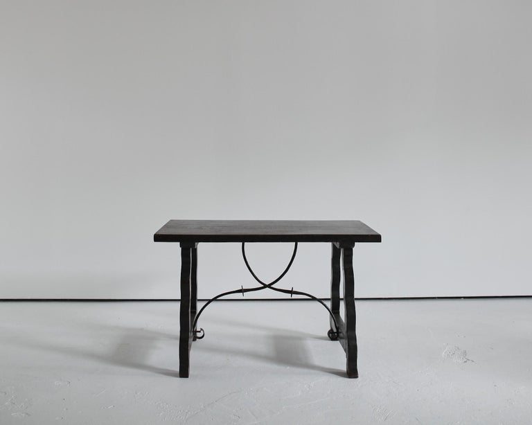 Late 19th Century. Catalan Wavy Leg Side Table For Sale at 1stDibs