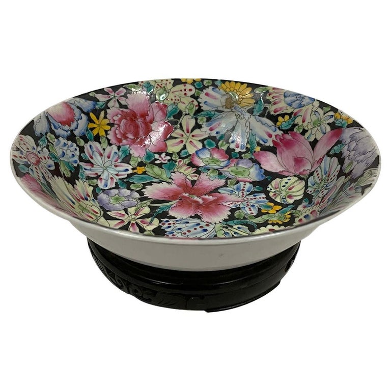 Late 19th Century Antique Chinese Femille Rose Porcelain Bowl With ...