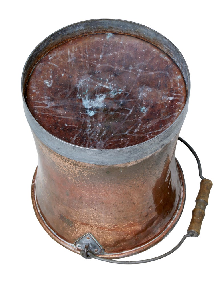 Late 19th century Arts and Crafts copper bucket For Sale at 1stDibs