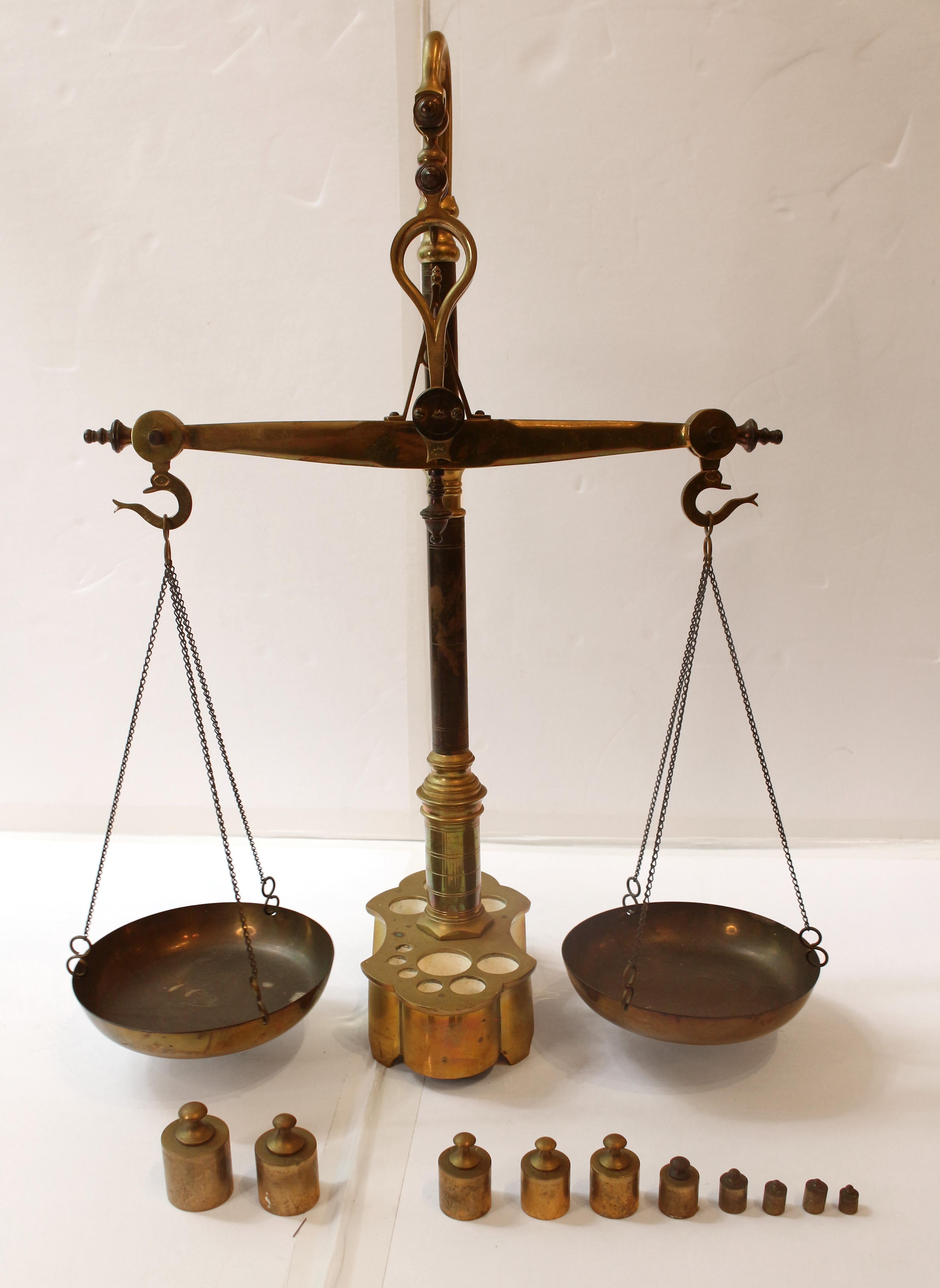 Late 19th Century Brass Scale For Sale at 1stDibs