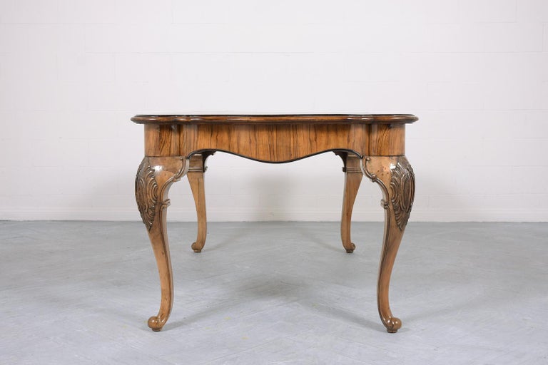 Late 19th Century English Walnut Dining Table For Sale at 1stDibs