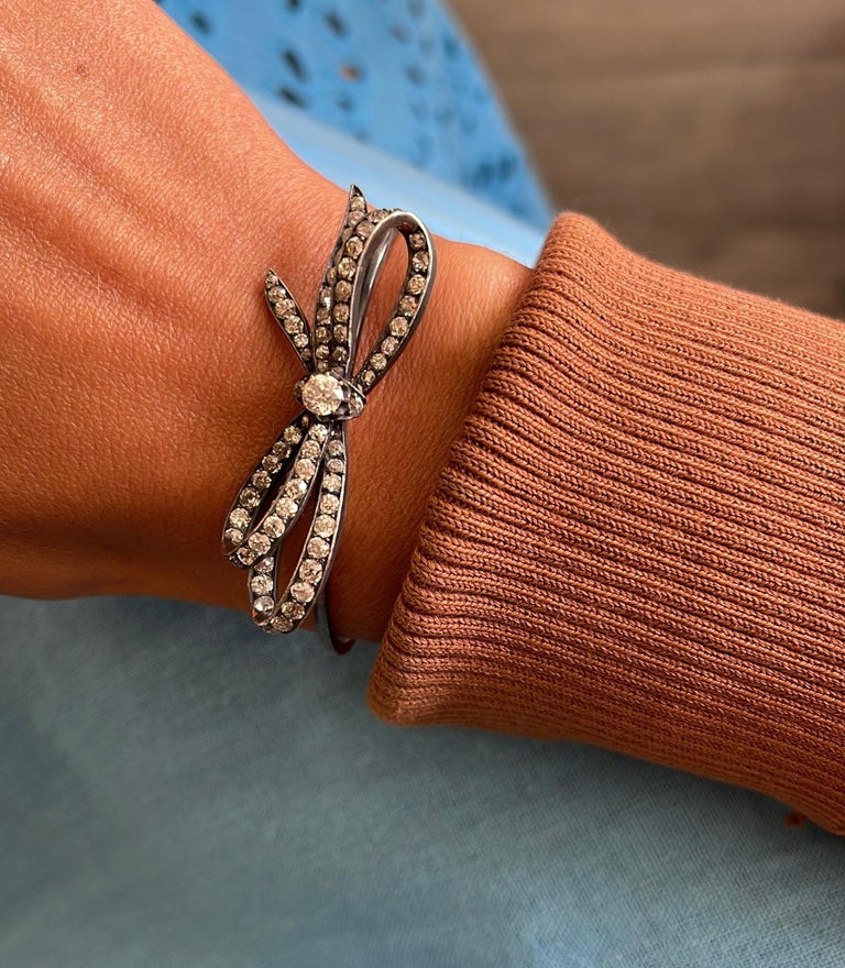 Late 19th Century, Diamond Bow Bangle For Sale at 1stDibs