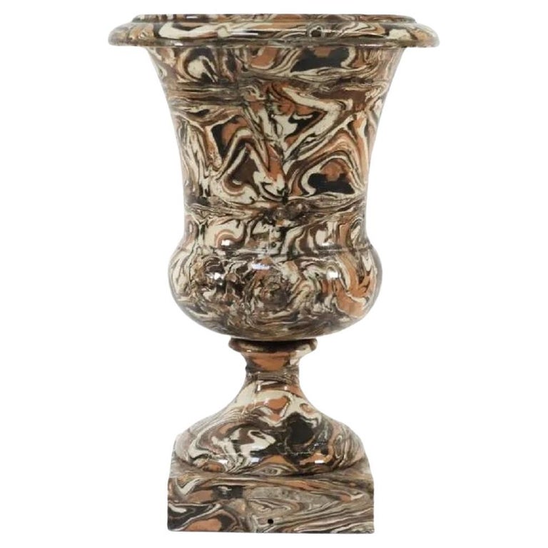 Late 19th Century English Agateware Ceramic Urn For Sale at 1stDibs