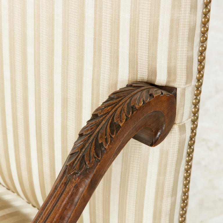 Late 19th Century French Louis XIV Style Hand Carved Walnut Mutton Leg ...