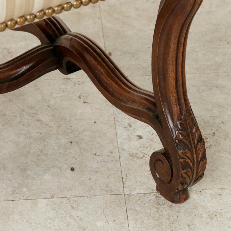 Late 19th Century French Louis XIV Style Hand Carved Walnut Mutton Leg ...