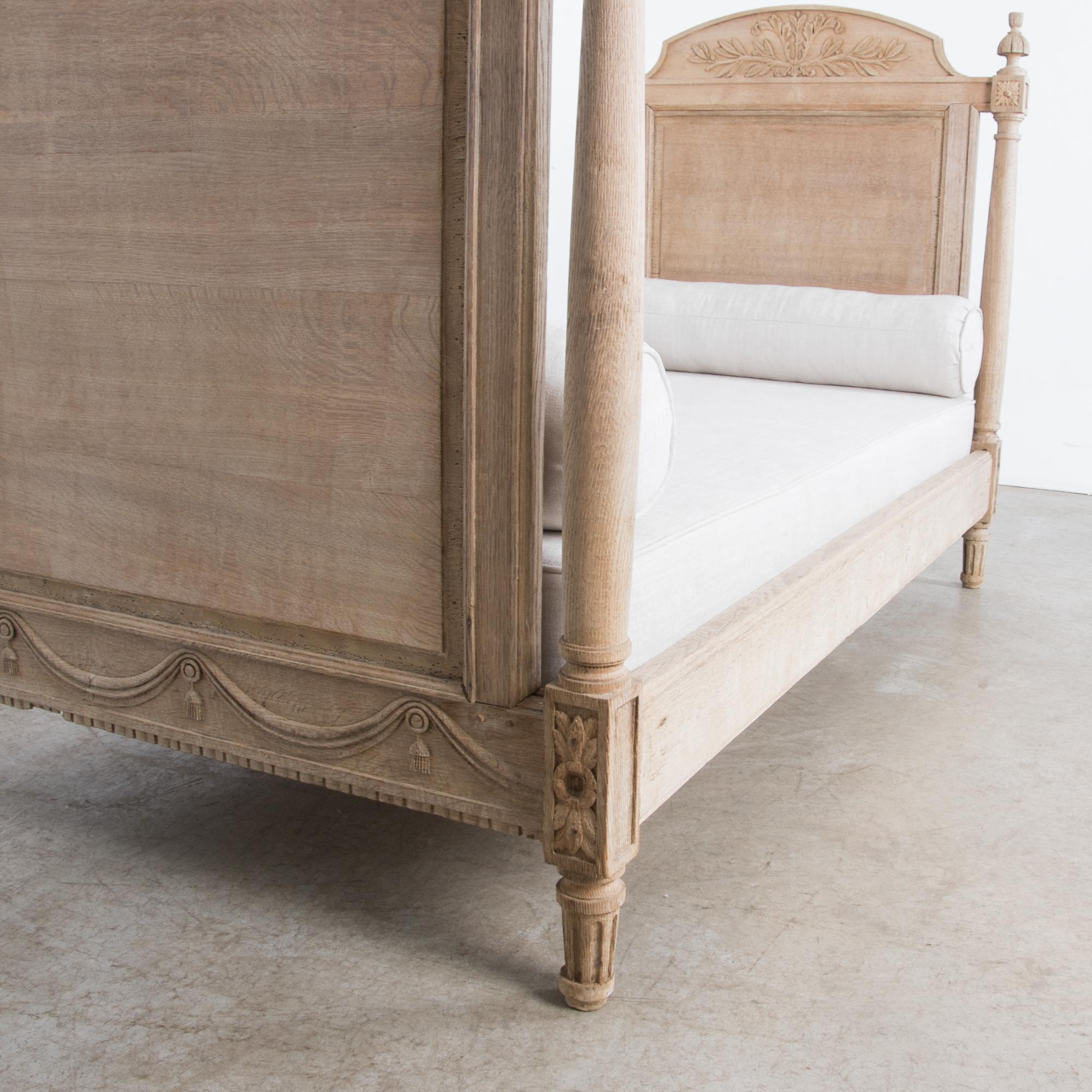 Late 19th Century French Oak Day Bed at 1stDibs